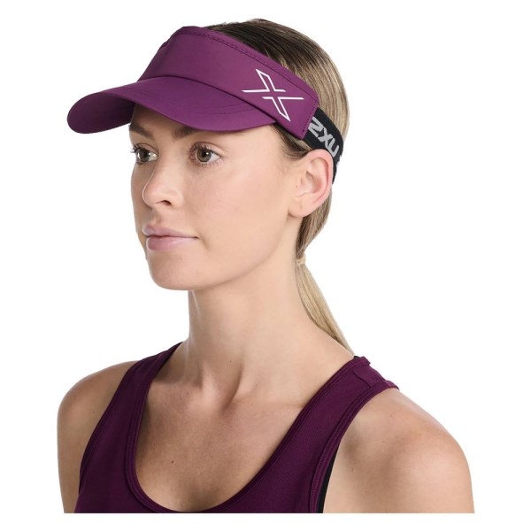 2XU Performance Running Visor - Beetroot/White | RunDNA