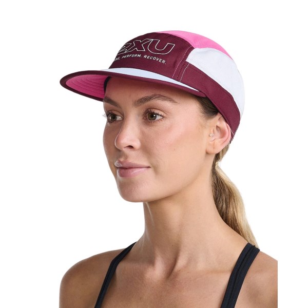 2XU Light Speed Running Cap - Truffle/Fuchsia | RunDNA
